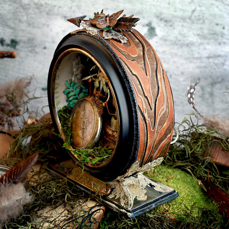 Tim Holtz Curio Clock - Project Idea - Scrapbook.com